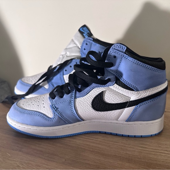 Jordan | Shoes | Air Jordan Retro High Og Gs Usa 7y Euro 4 | Poshmark